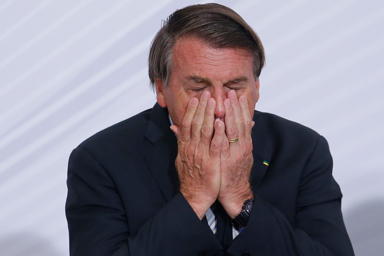 Um ano judicialmente delicado para o clã Bolsonaro - Crusoé