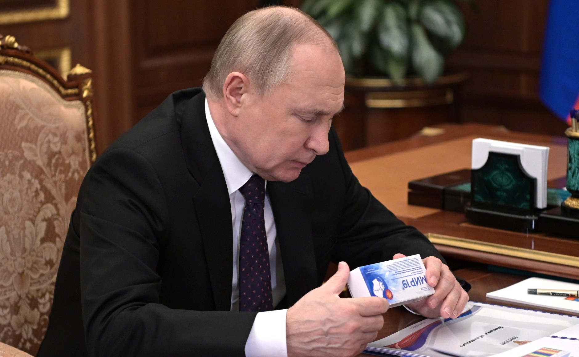 Por que Putin desistiu do Twitter, mas não do Instagram