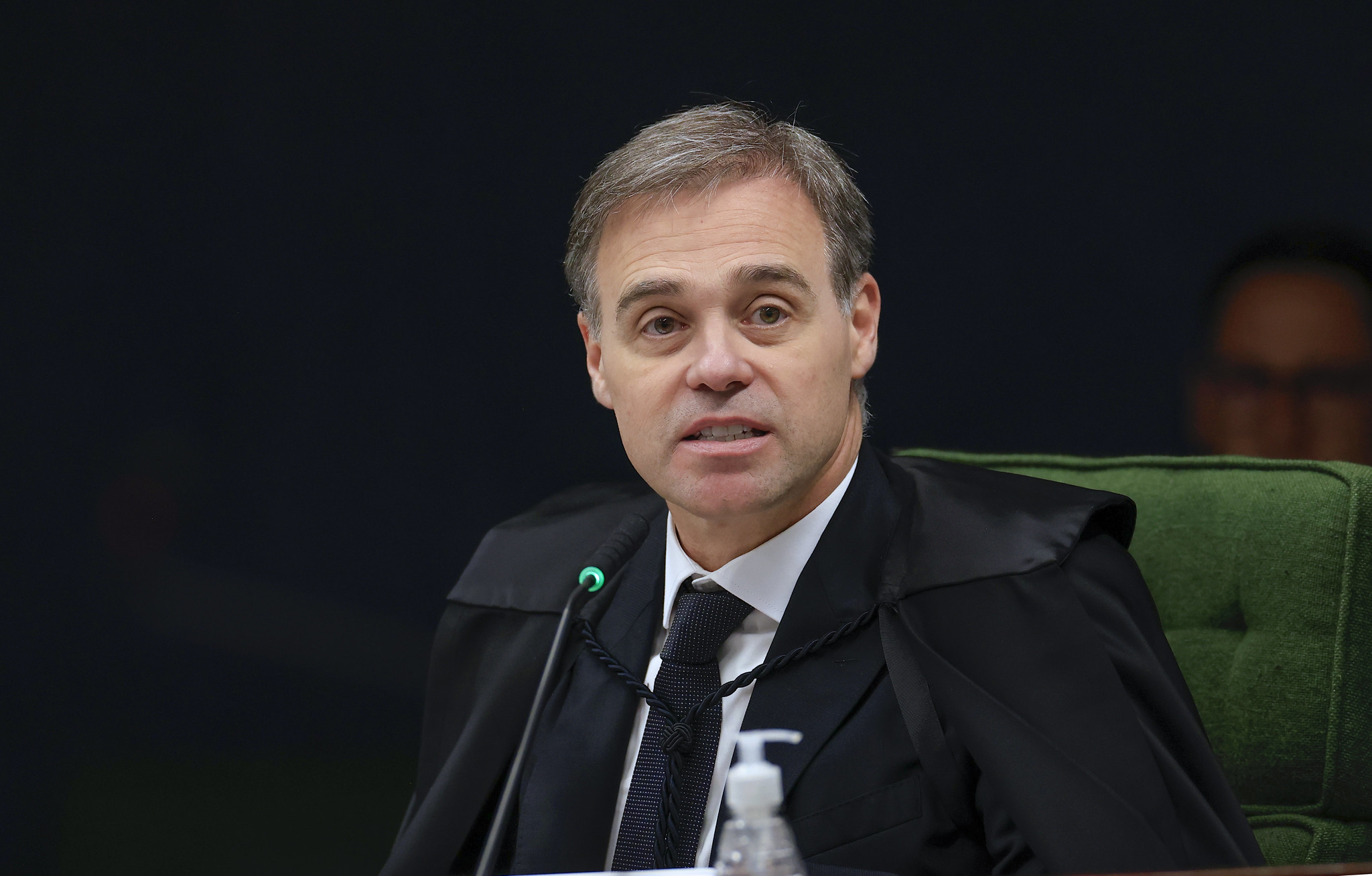 Marco Aurélio dá banho de água fria em Renan - Crusoé